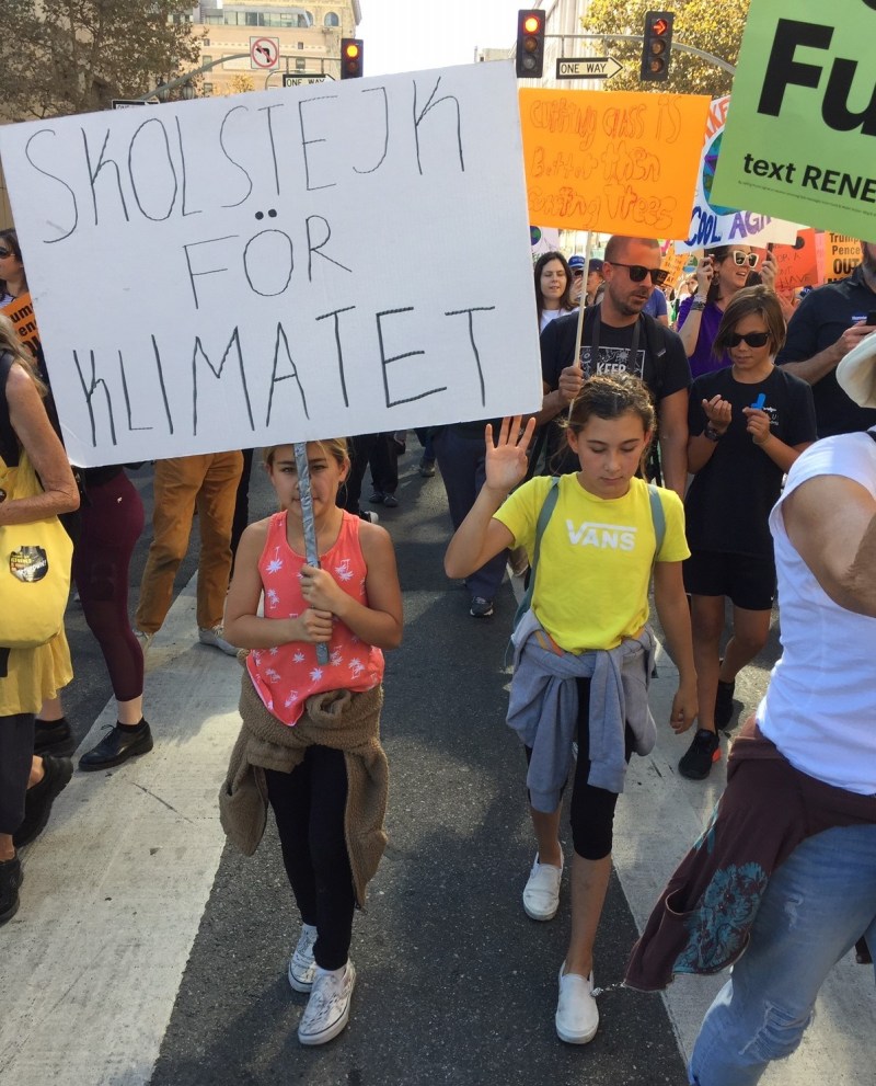 Greta Thunberg Headlines L.A. Youth Climate Strike Urging Newsom to ...