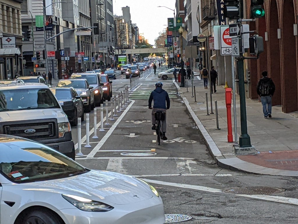 San Francisco Officially Opens Two-Way Battery Bike Lane - Streetsblog ...