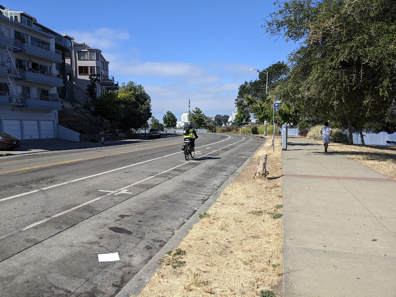 Oakland DOT Releases Lakeshore Ave. Protected Bike Lane Plans ...