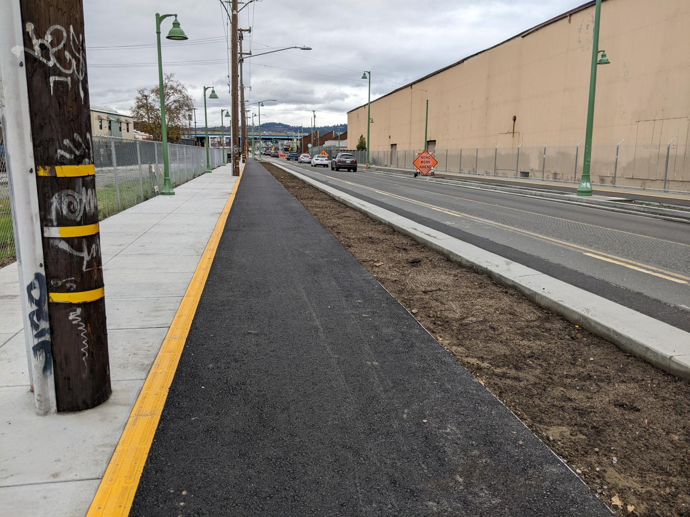 Eyes on the Street Update: Fruitvale Ave Raised Bike Lanes Now on Both ...