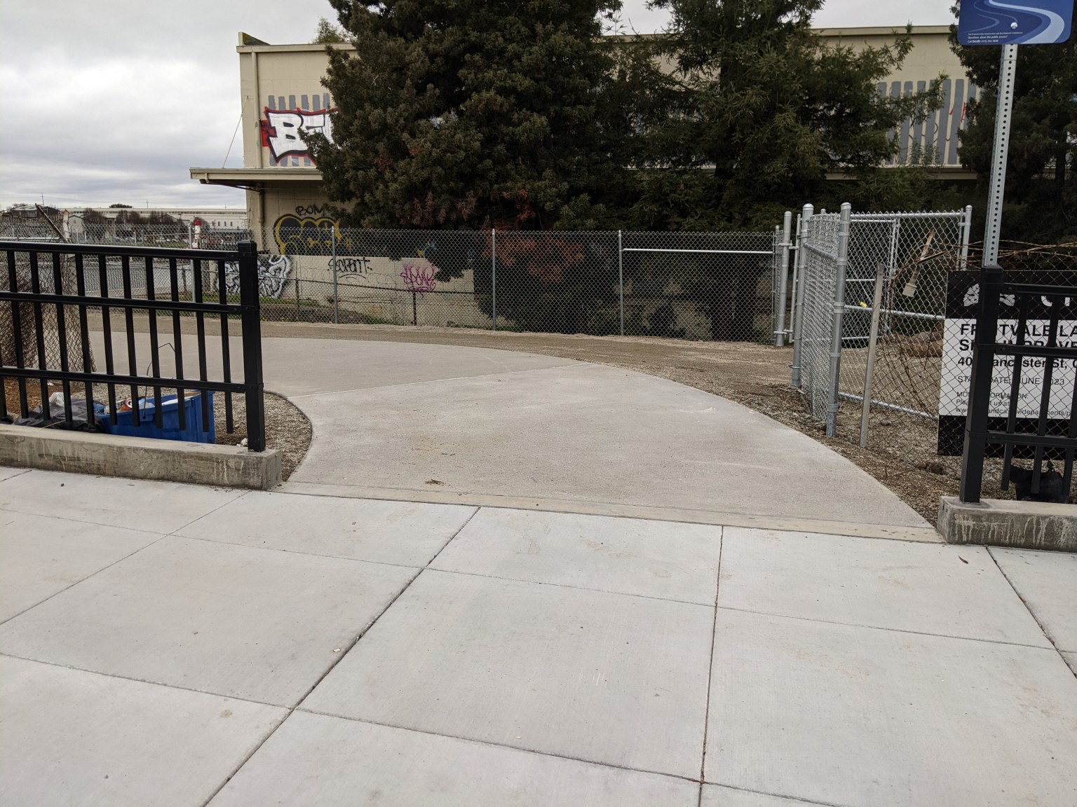 Eyes on the Street Update: Fruitvale Ave Raised Bike Lanes Now on Both ...